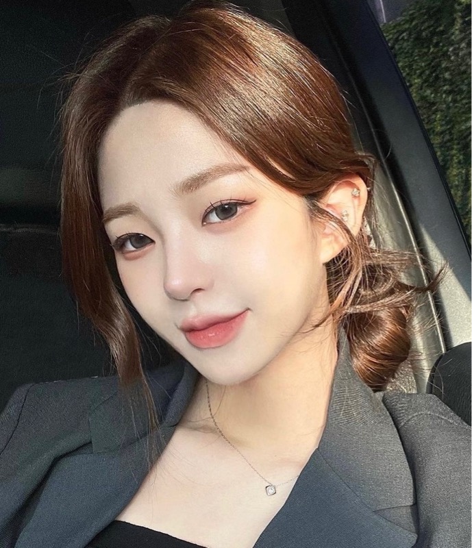 💛🐣Emily🐣💛 (@emilyah__) is LIVE - TikTok LIVE