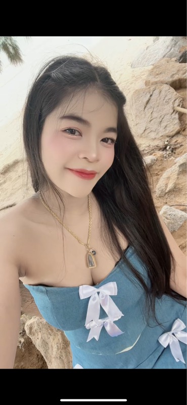 Noo may🍓 (@noo.may24) is LIVE - TikTok LIVE