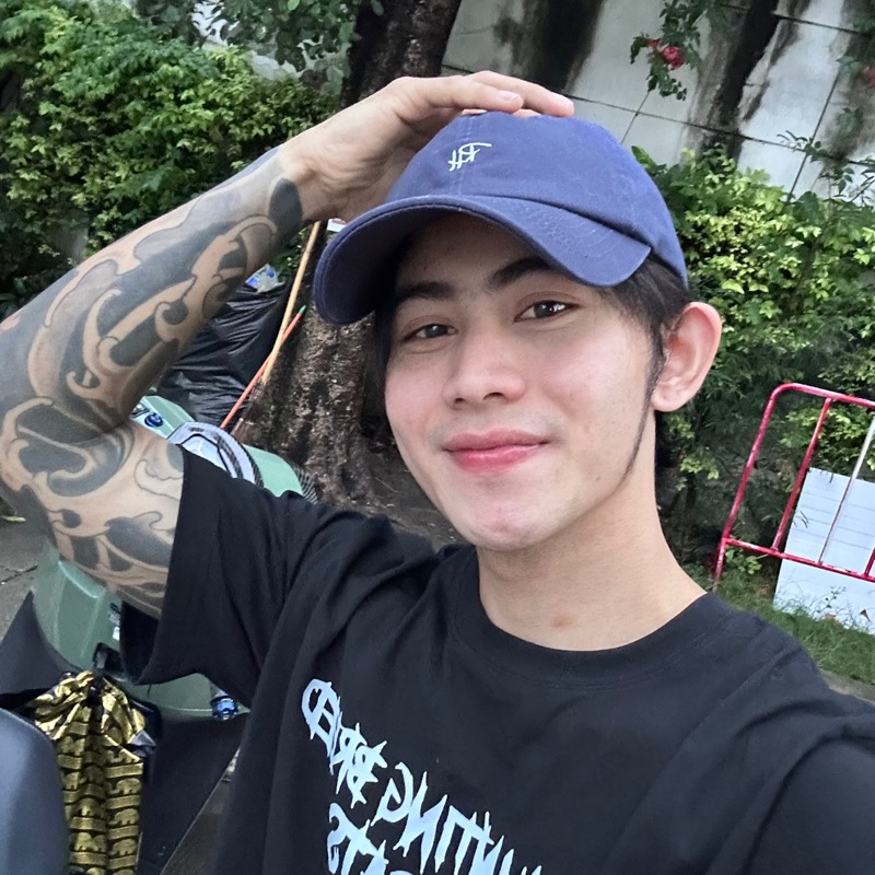 Thant Zin 💫 (@1997thantzin1) is LIVE - TikTok LIVE