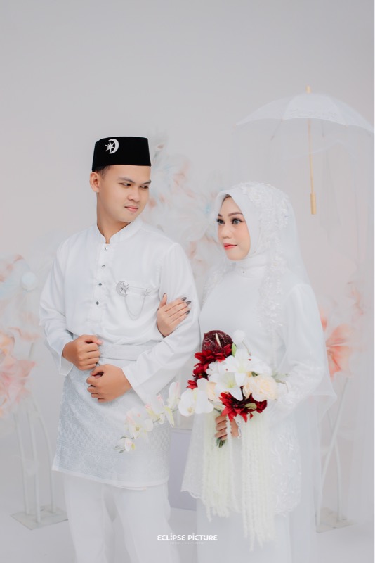 Zafrina.Official (@zafrina.official) is LIVE - TikTok LIVE