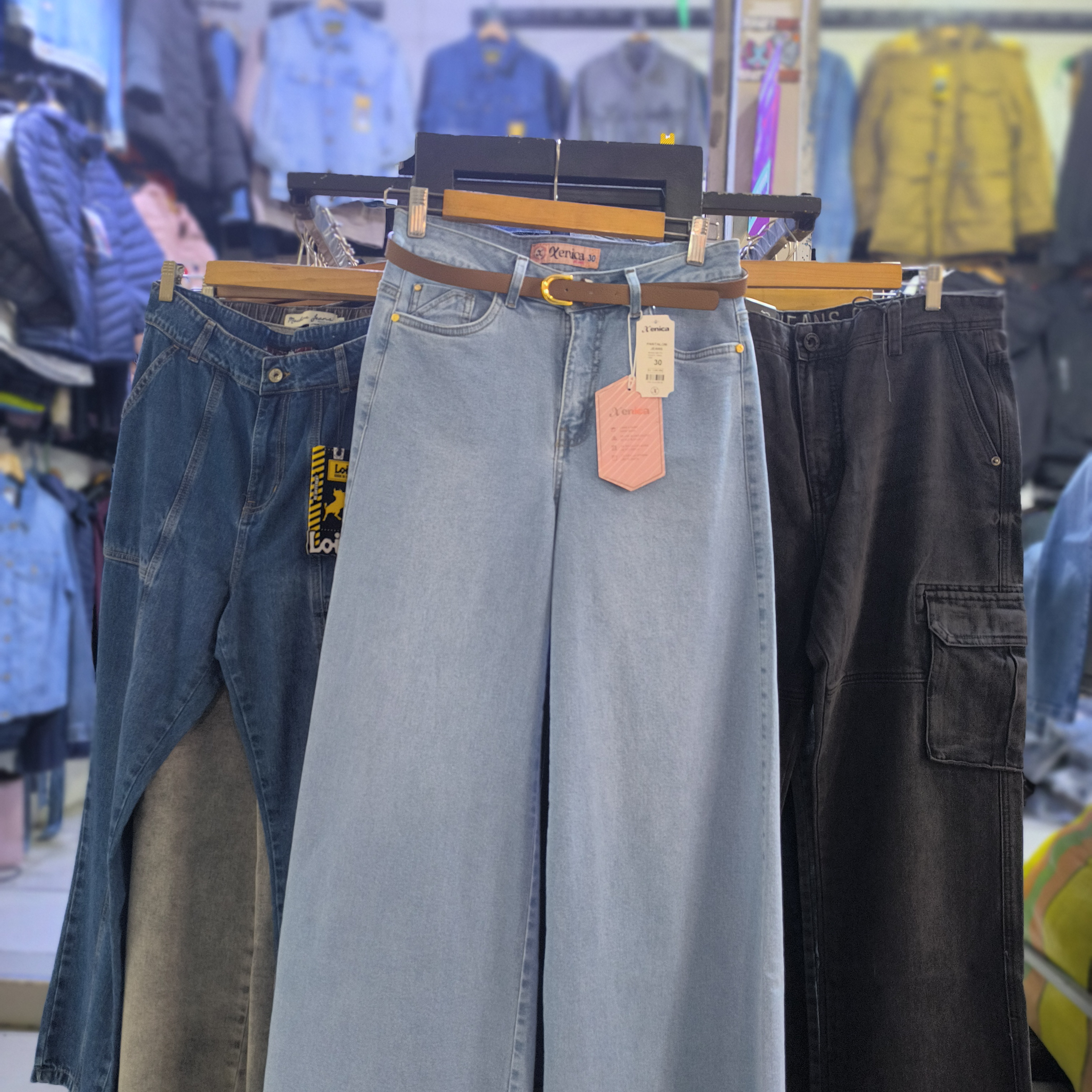 Ropa fashion 100% original! (@loren.diaz.villav) is LIVE - TikTok LIVE