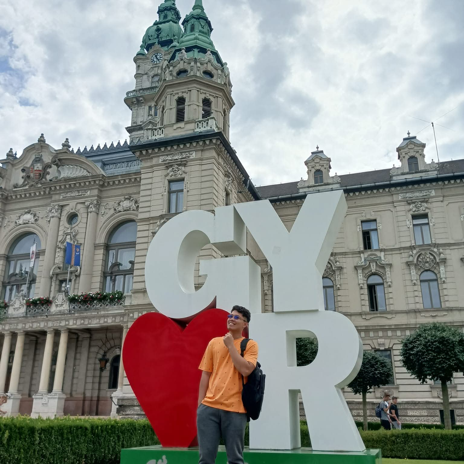 Sese 🇵🇭🇪🇺 (@nelmar_sese) is LIVE - TikTok LIVE