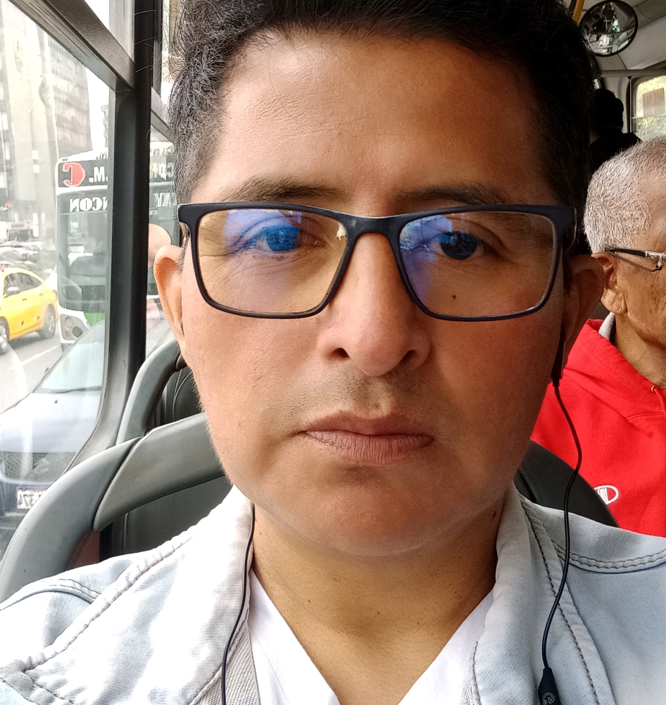 Paul_rainbow_28 (@paul_rainbow_8) is LIVE - TikTok LIVE