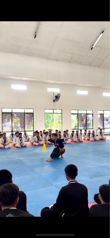 Ms_Ray (@rryy_122) is LIVE - TikTok LIVE