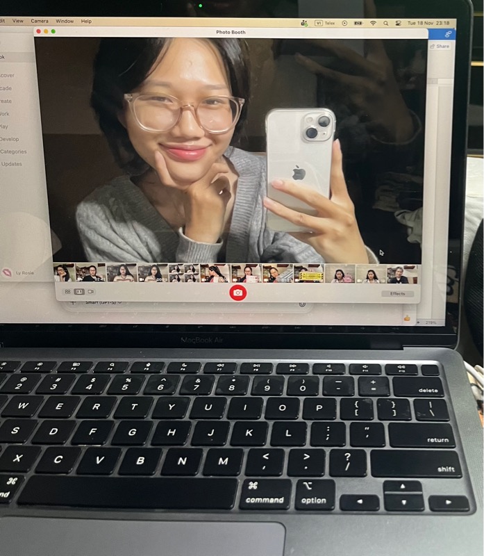 Rosie Ly (@rosiely1901) is LIVE - TikTok LIVE