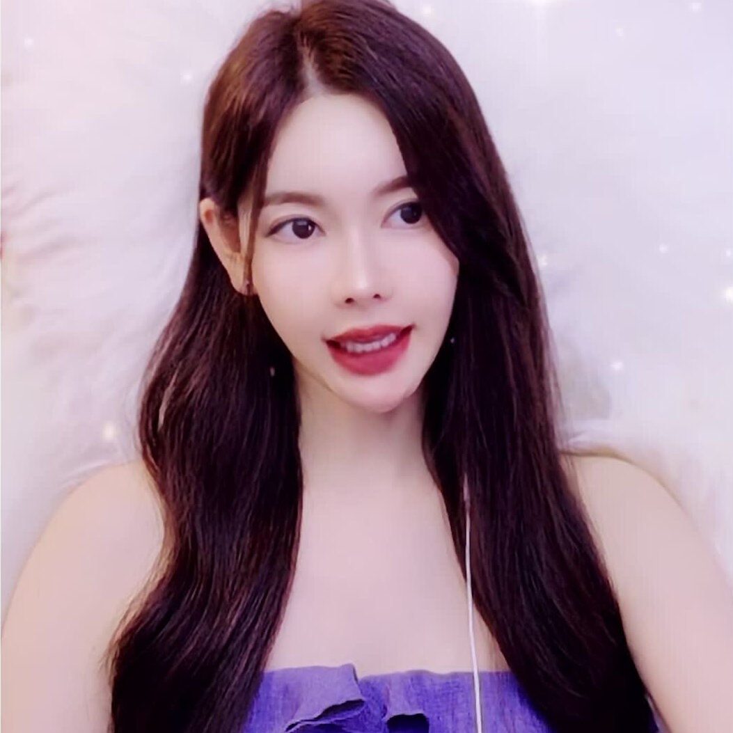 🥛지유 jiyu🥛 (@jiyu722) is LIVE - TikTok LIVE