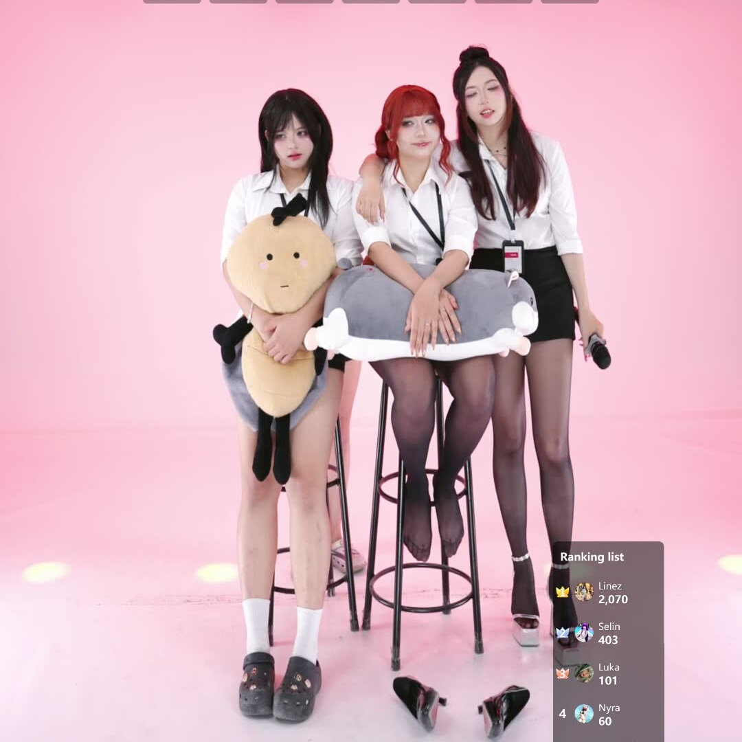 LI- IRIS (@livo8668111) is LIVE - TikTok LIVE