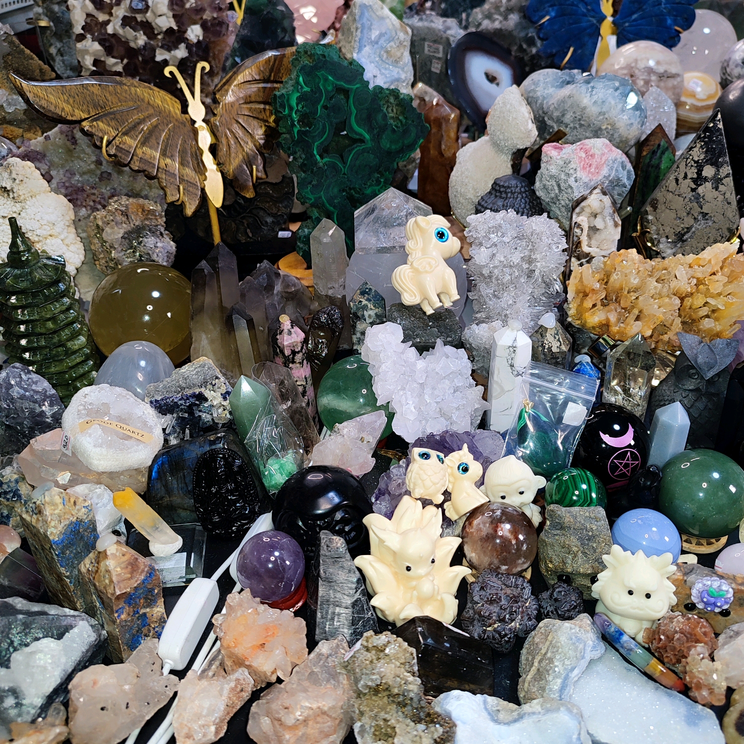 Crystals.Philippines (@crystals.philippines) is LIVE - TikTok LIVE