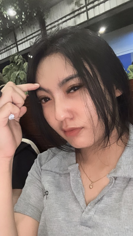 bellosss (@bella_belloss) is LIVE - TikTok LIVE