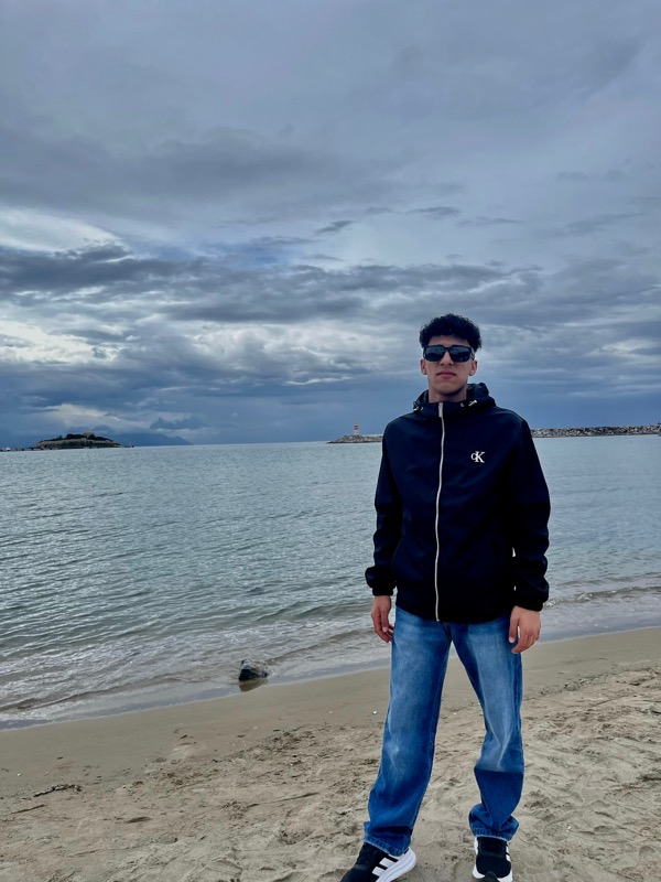 AZAT🦅 (@ww_azat) is LIVE - TikTok LIVE