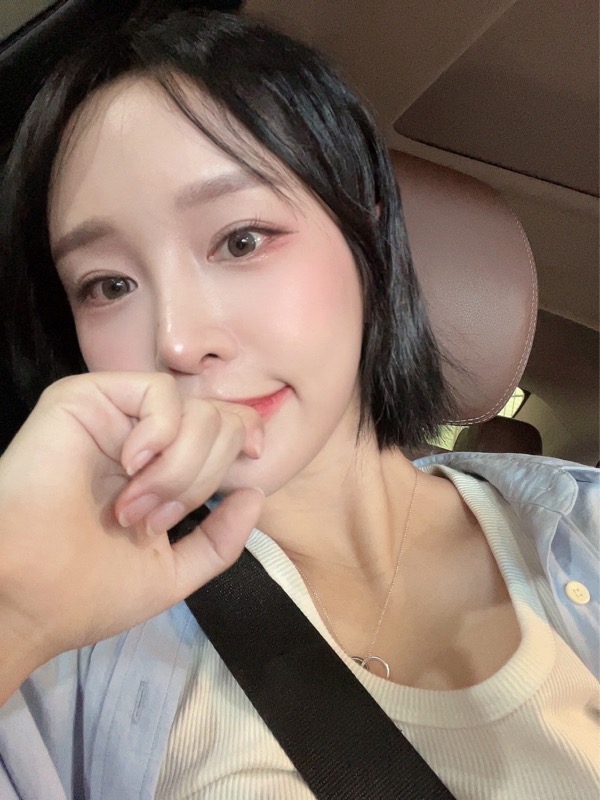 정언니 (@jung_unn2) is LIVE - TikTok LIVE
