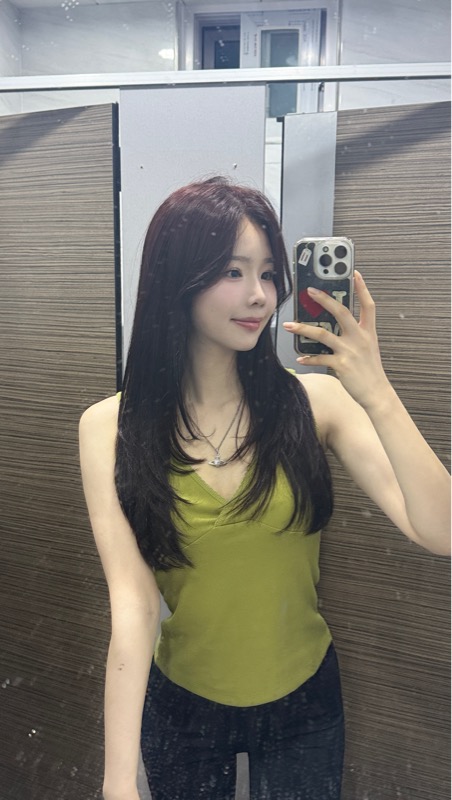 🥕👩🏻‍🌾씨니ssiny 🐰ᴰ (@adorable.ssin) is LIVE - TikTok LIVE