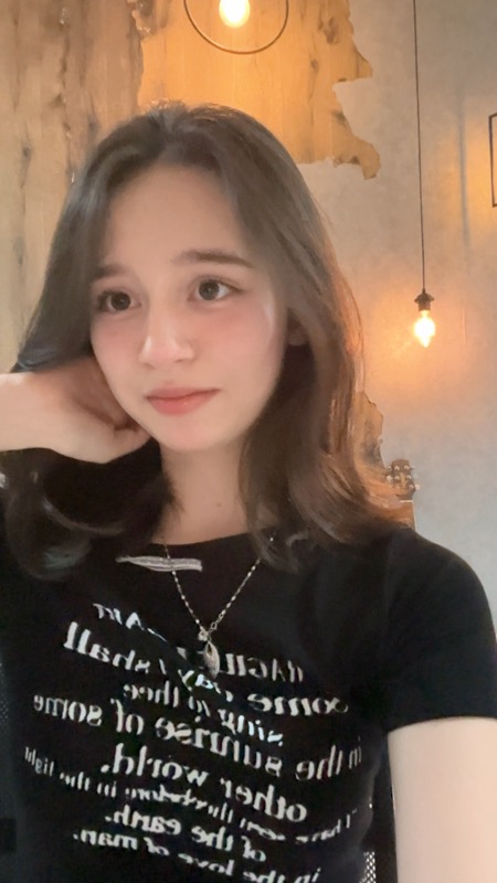 中美混血Kelly ️☃️ (@kelly42928) is LIVE - TikTok LIVE