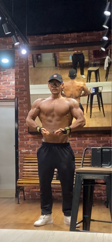 busted beast (@jewxnnn) is LIVE - TikTok LIVE