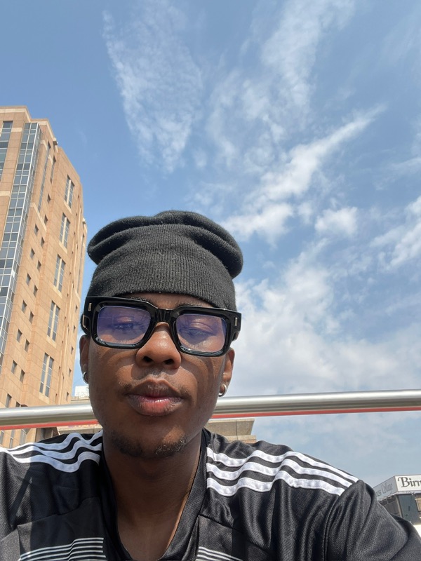 COCO🥷🏾 (@theofficial_coco1) is LIVE - TikTok LIVE