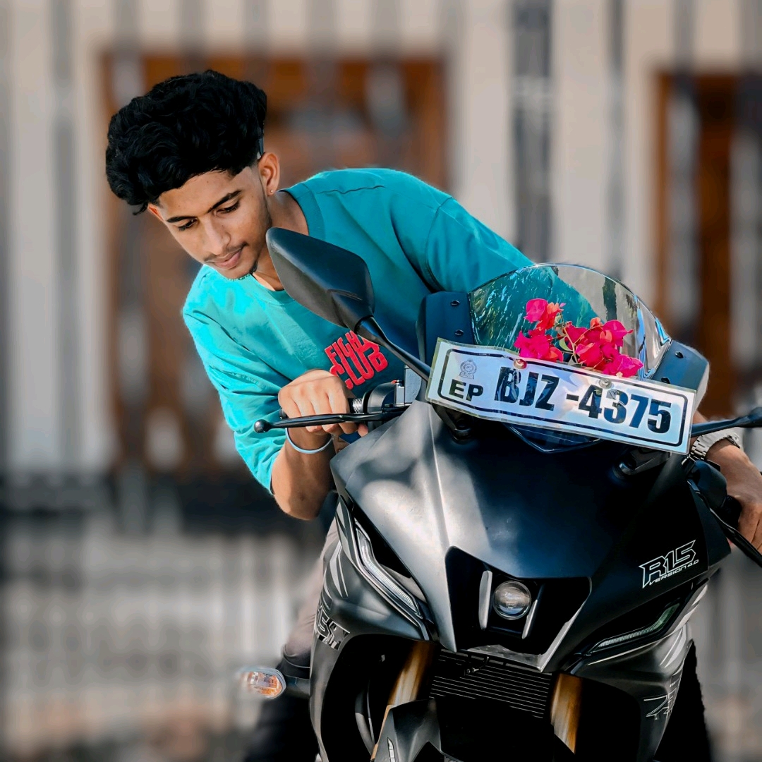 ReK_REKANTH 🥤 (@_rekanth) is LIVE - TikTok LIVE