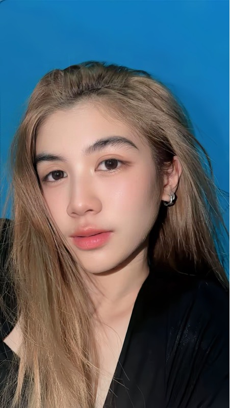 YUNGYING🩵🧡 (@nongying.4289) is LIVE - TikTok LIVE