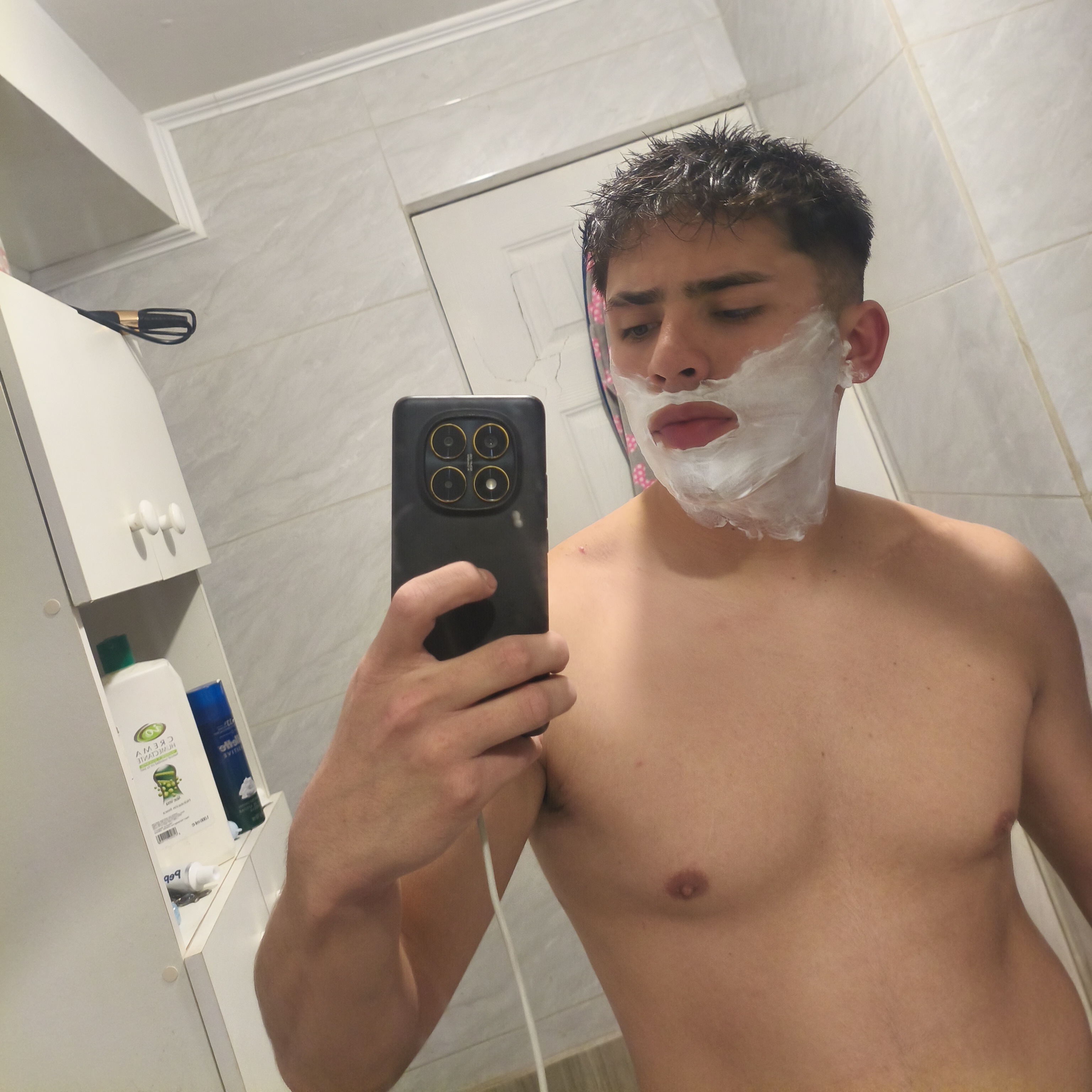 royta._ (@royta._) is LIVE - TikTok LIVE