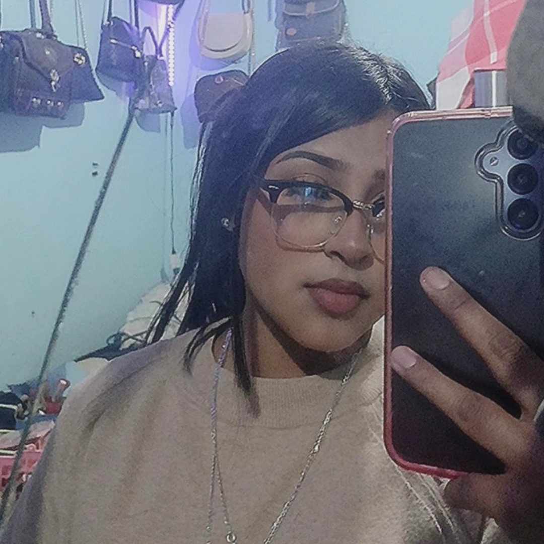 ℒ𝒾𝓏ℯ𝓉𝒽ఌ︎ (@lizz.xzx1) is LIVE - TikTok LIVE