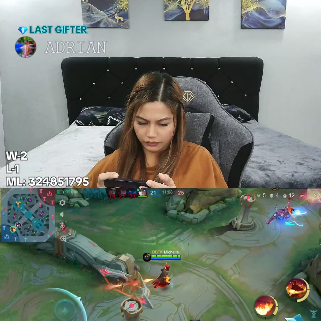 Michelle (@_ms.michelle) is LIVE - TikTok LIVE