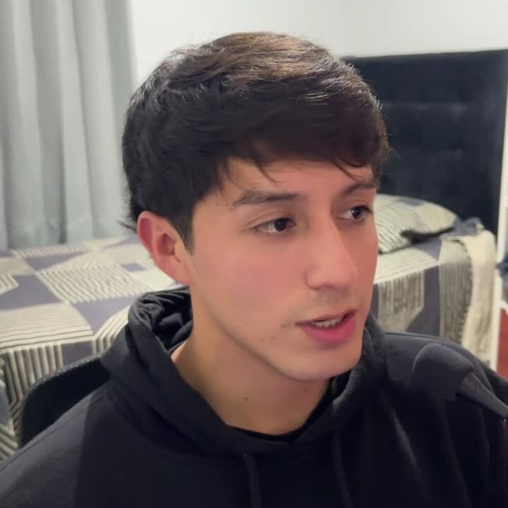 Nick Alfaro (@nickalfaro) is LIVE - TikTok LIVE