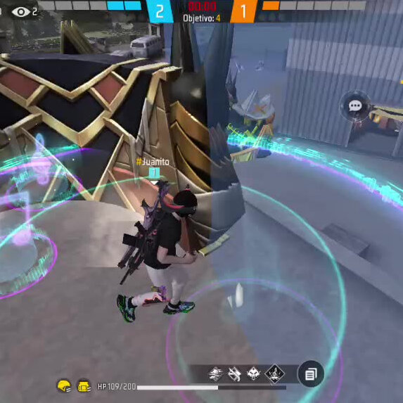 Moon_Knives (@moon_knives) is LIVE - TikTok LIVE