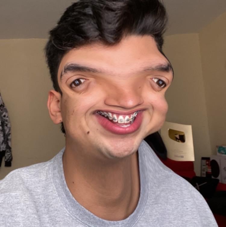 Abrahaham (@elabrahaham) is LIVE - TikTok LIVE