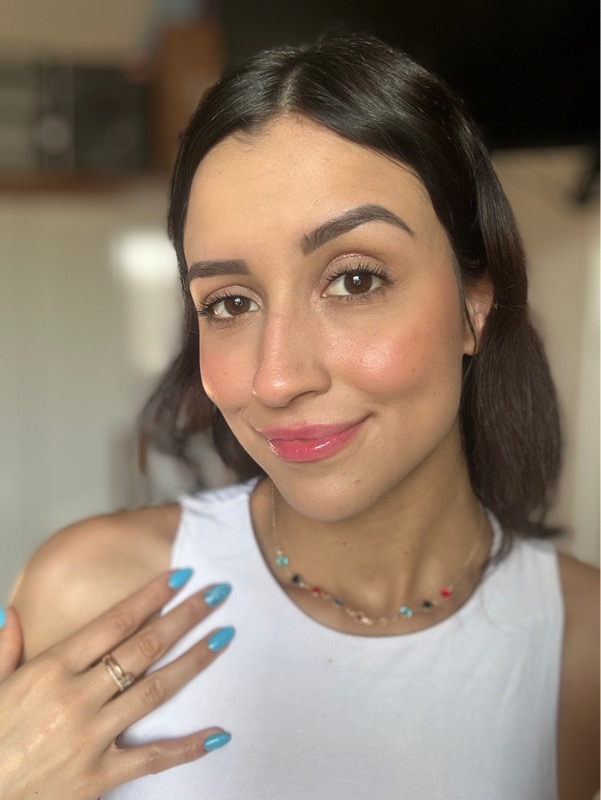 Asmr da debi 🍏 (@deboraasmr0) is LIVE - TikTok LIVE