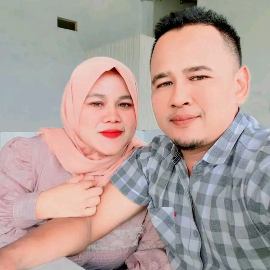 Unoe Farm (@marzukiriki87) is LIVE - TikTok LIVE