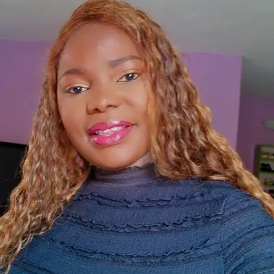 Aling Myrna (@alingmyrna03) is LIVE - TikTok LIVE