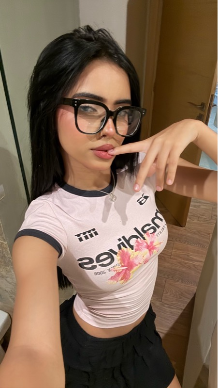 𝐇𝐚𝐘𝐚𝐌 (@hayam_es1) is LIVE - TikTok LIVE