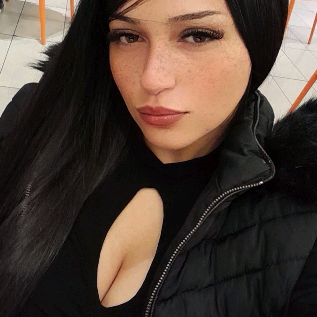 [🌋]♡𝕄𝔸ℝ𝕀𝔸 𝔼𝕊ℙ𝔼ℝ𝔸ℕℤ𝔸♡ (@maria.esperanza.tt) is LIVE - TikTok LIVE